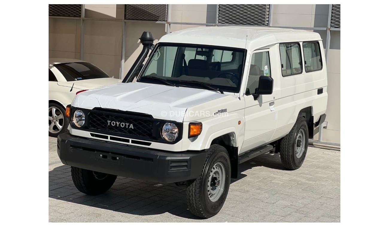 New Toyota Land Cruiser Hard Top 2024 Model Toyota Land Cruiser LC78 E (3-Door) Hardtop 4.0L V6 ...