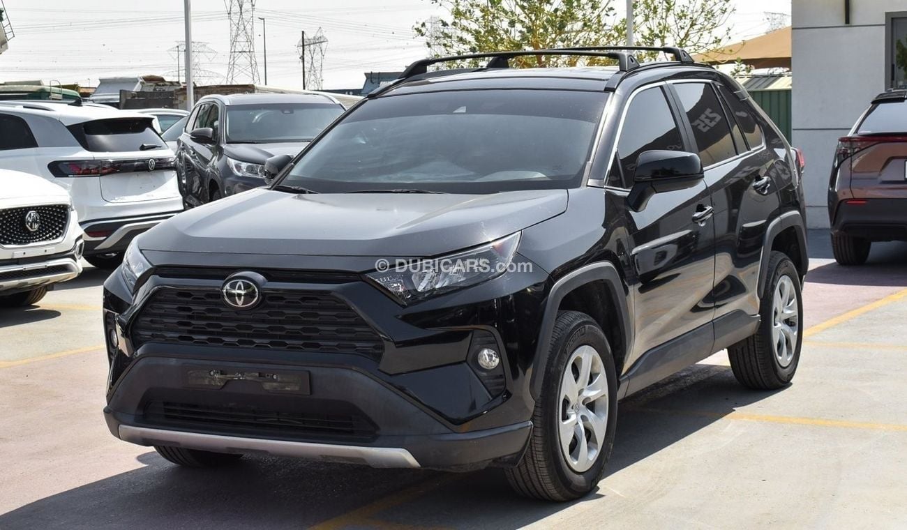 Used Toyota RAV 4 Toyota RAV4 XLE BLACK-BLACK INTERIOR 2021 for sale in Dubai - 667582