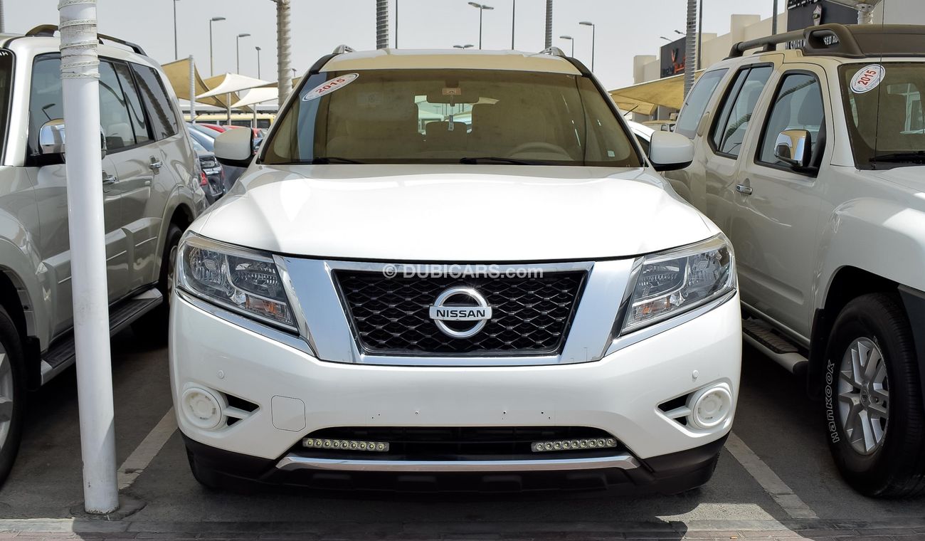 Used Nissan Pathfinder 2015 CC No Accident No Paint A Perfect Condition ...