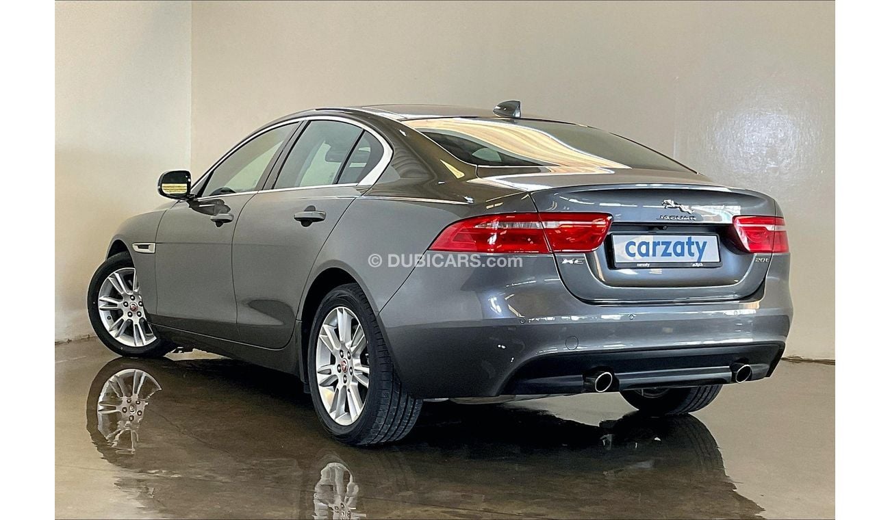 Used Jaguar XE Prestige 2018 for sale in Dubai - 516613