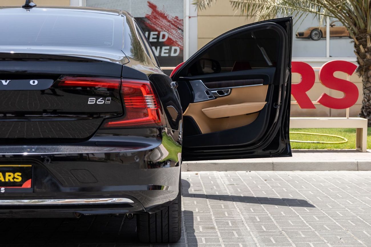 Used Volvo S90 B6 Ultimate Bright 2023 for sale in Dubai - 868912