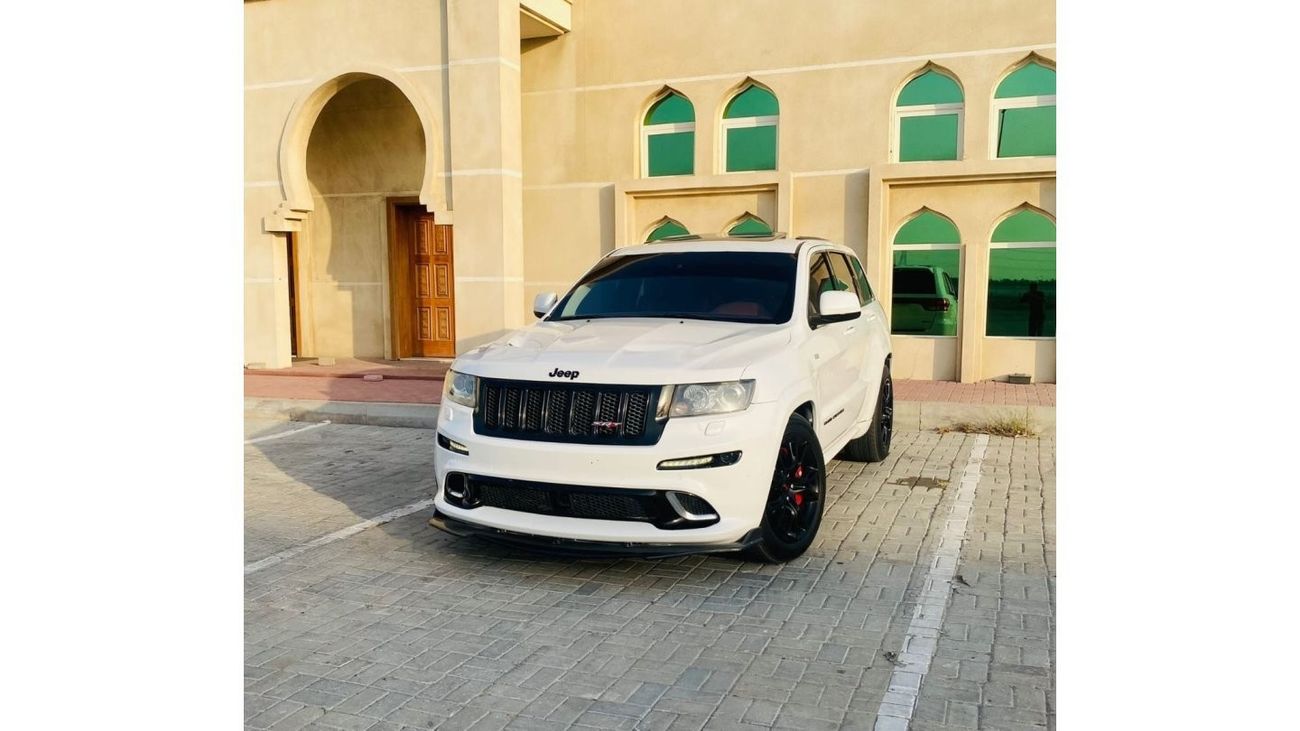 Used Jeep Grand Cherokee SRT8 Good condition car GCC 2013 for sale in ...