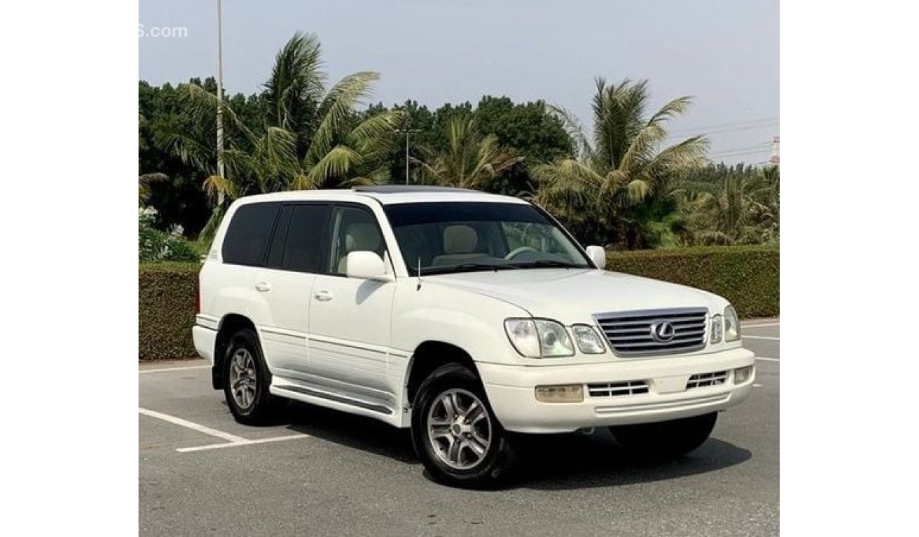 Used Lexus LX 470 2005 for sale in Dubai - 559569