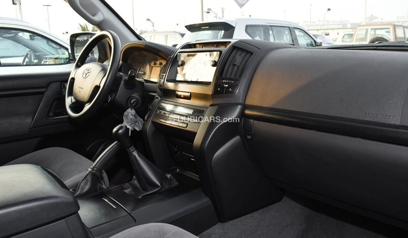 Used Toyota Land Cruiser GX V6 2021 for sale in Dubai - 671994