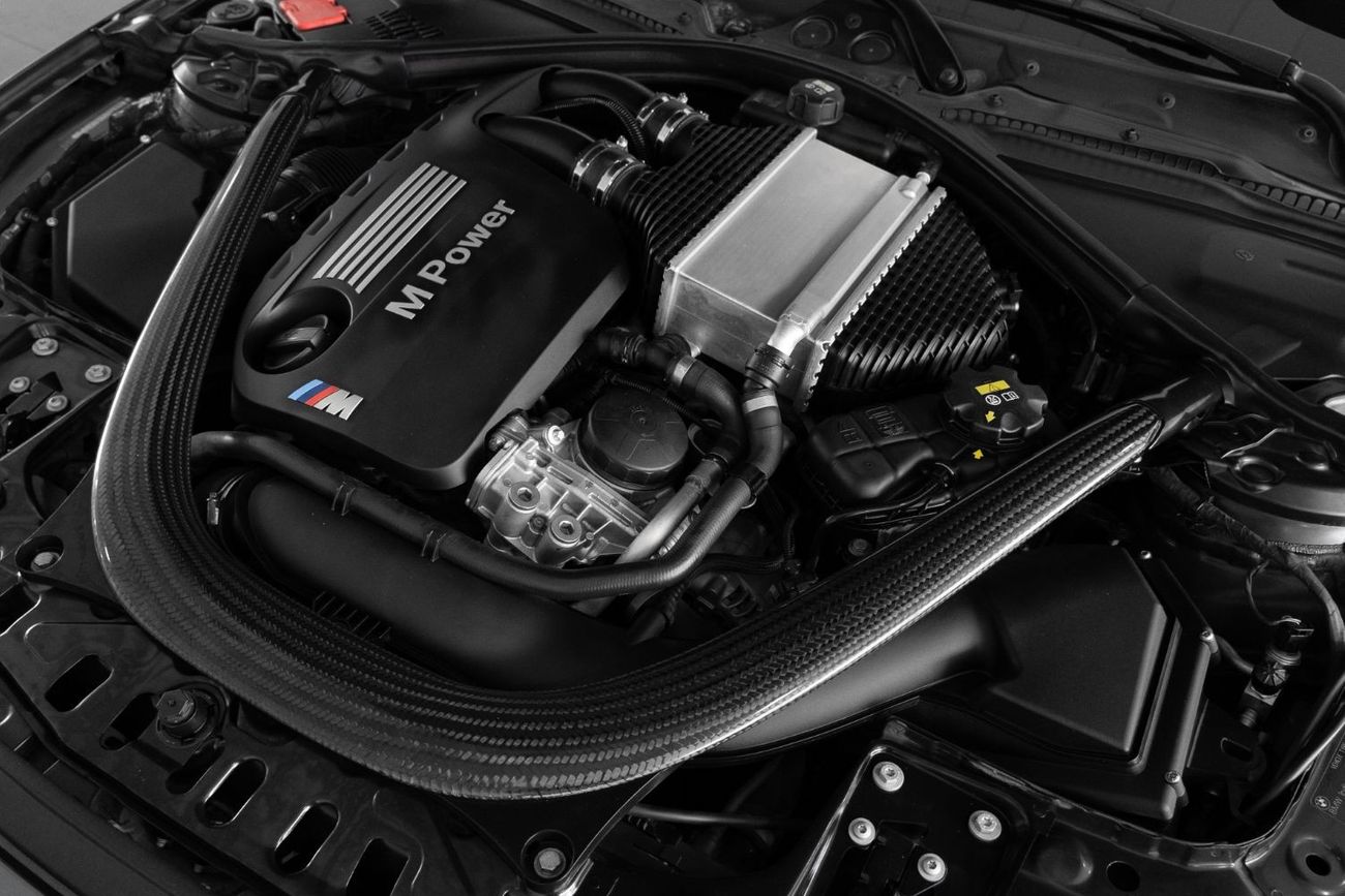 Used BMW M4 Std 2016 for sale in Dubai - 740947