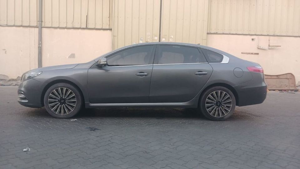 Used RENAULT SAMSUNG SM6, COLOR GREY, 168000 KM, KOREAN IMPORT 2016 for sale in Dubai - 881022
