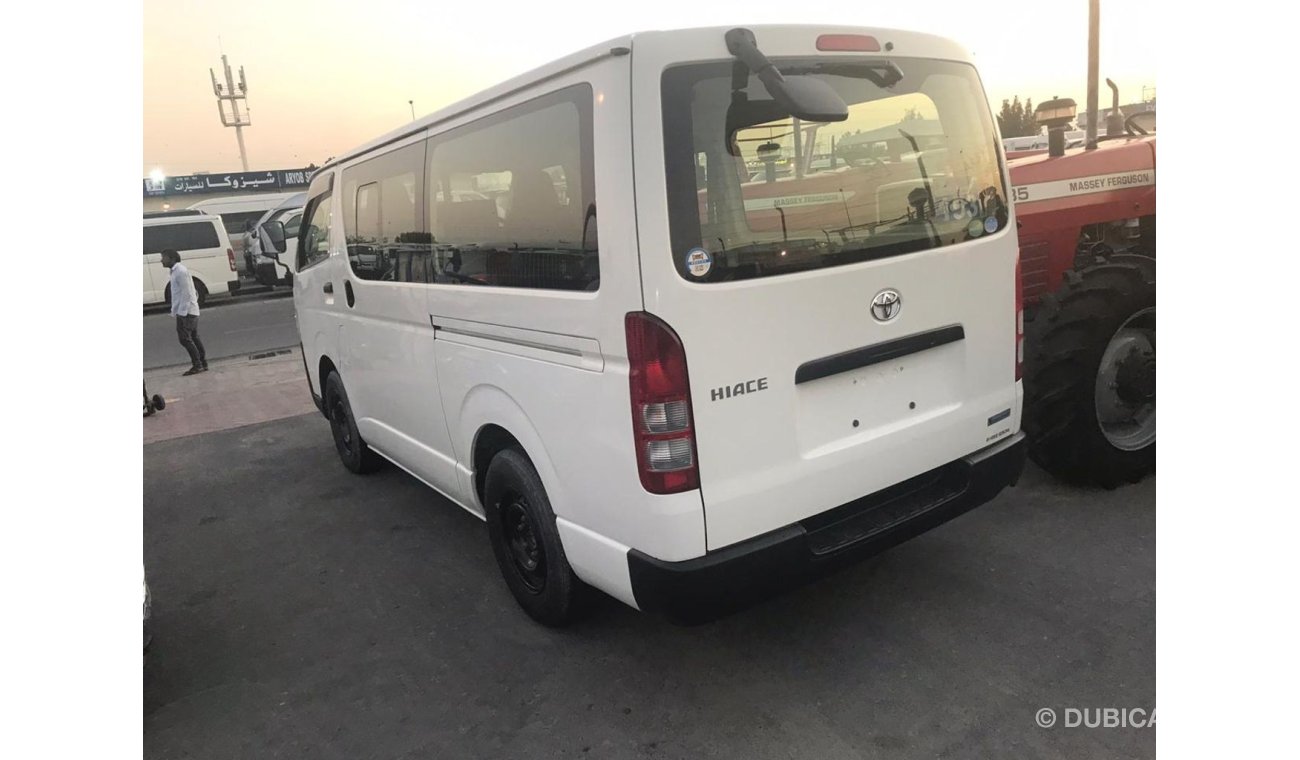 Used Toyota Hiace 2017 for sale in Dubai - 303834