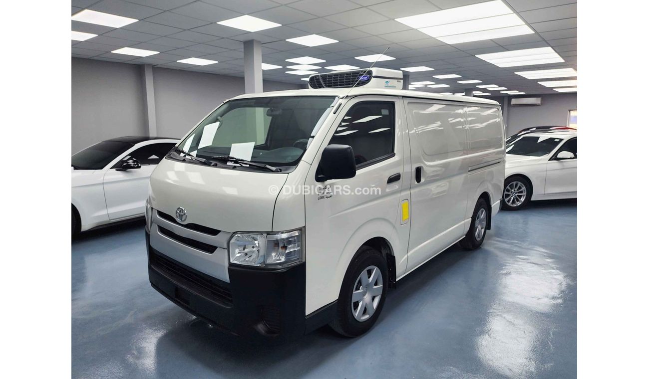 Used Toyota Hiace Carrier Chiller 2018 for sale in Dubai - 656279