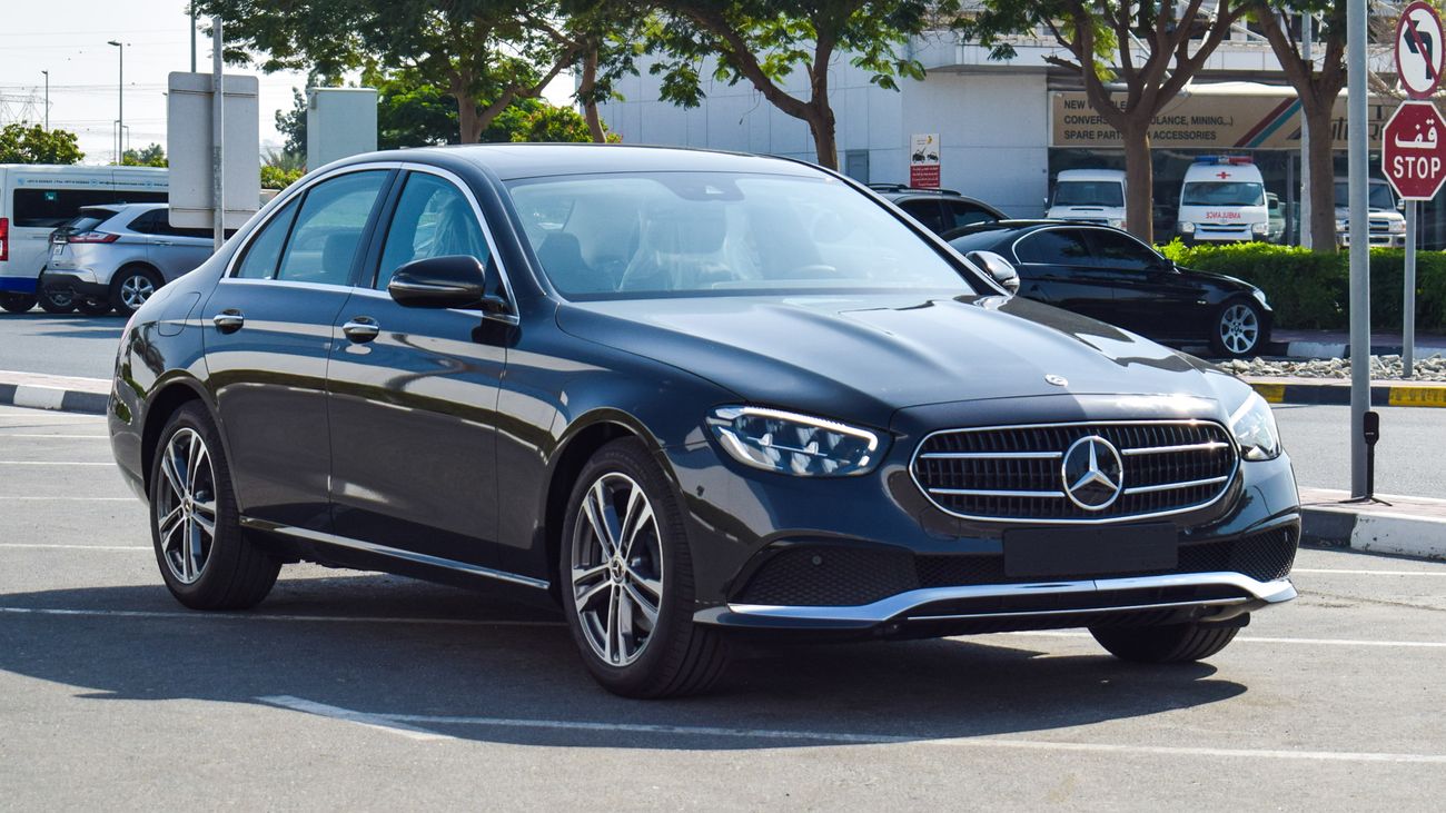 New Mercedes-Benz E200 2021 for sale in Dubai - 378559