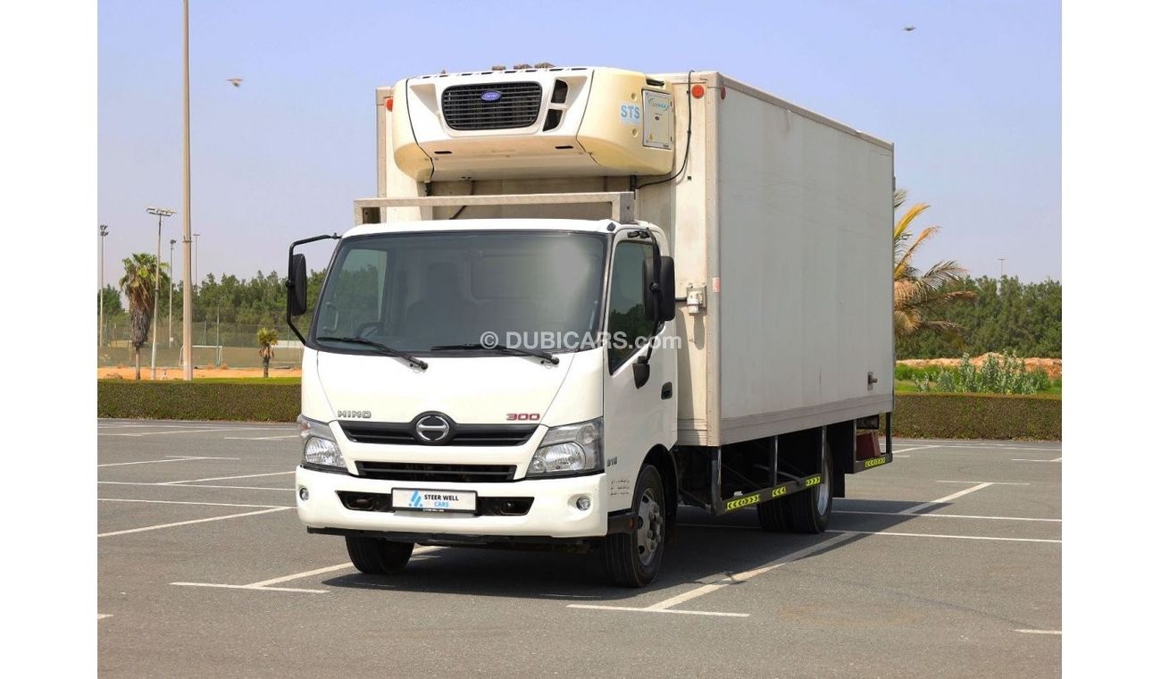 Used Hino 300 - 916 with Reefer Box 2019 M/T Diesel - GCC Spes - Like ...