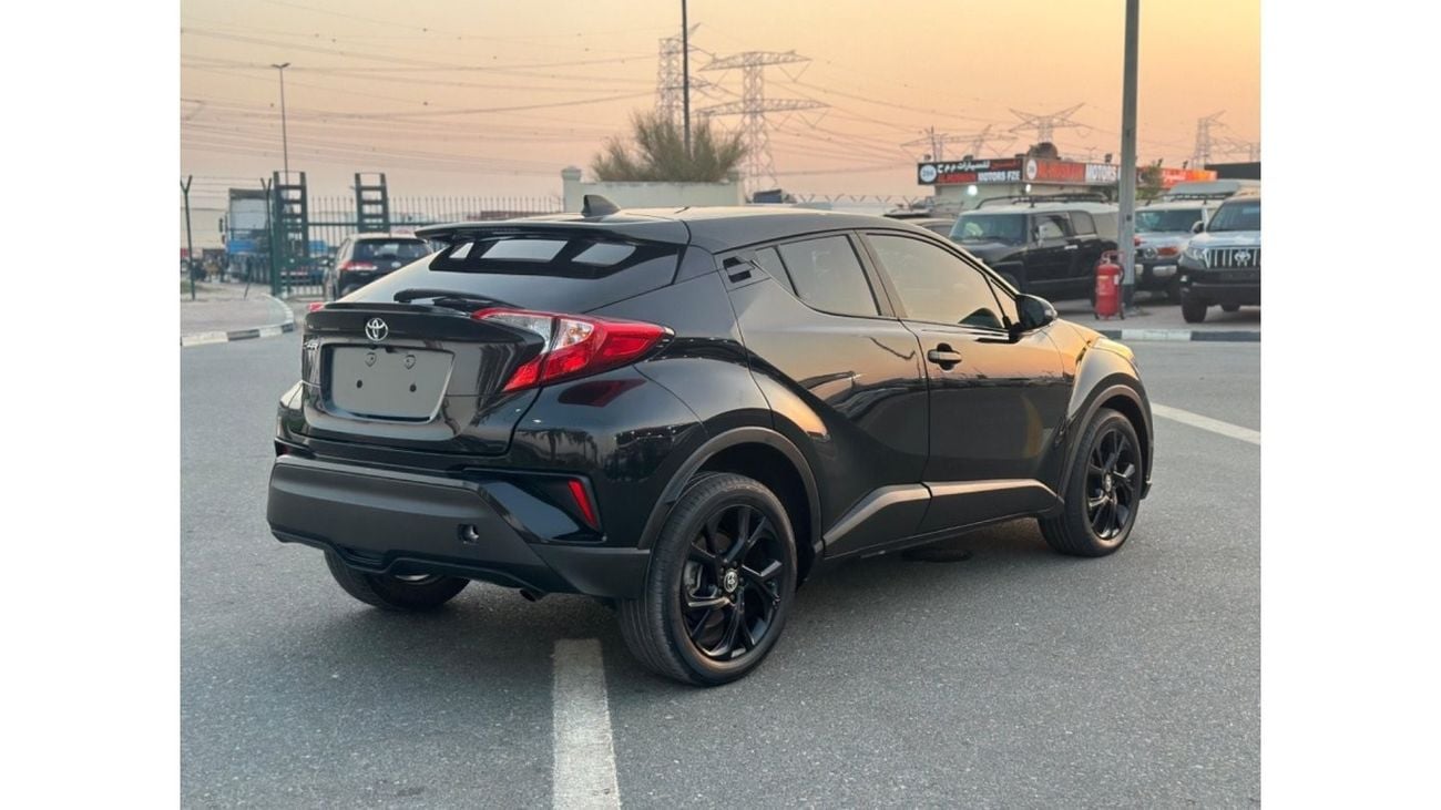 Used Toyota CHR TOYOTA C HR 2022 MODEL HYBRID FULL OPTION 2021 for sale in Dubai - 748984