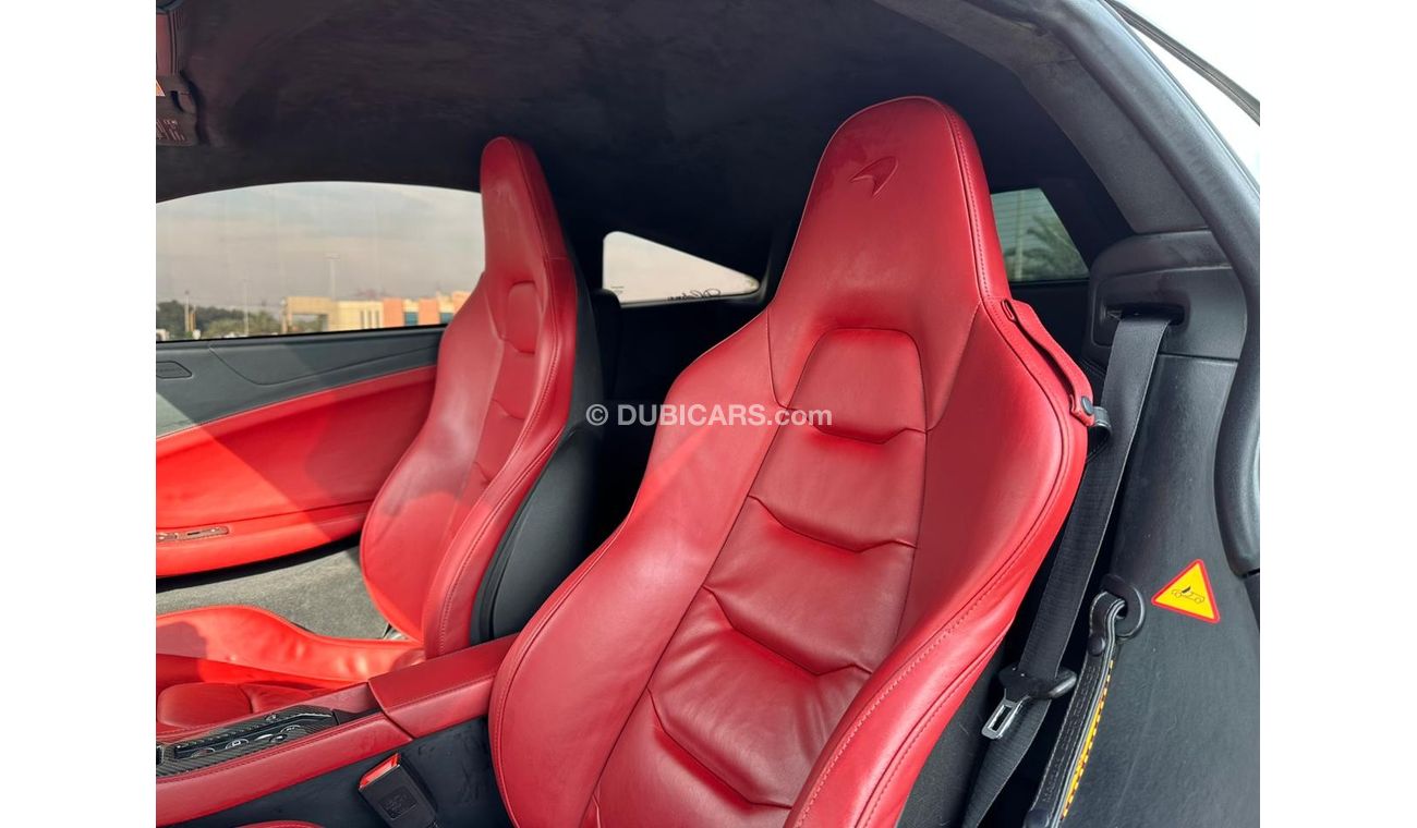 Used McLaren MP4 12C Spider 2013 for sale in Sharjah - 609804