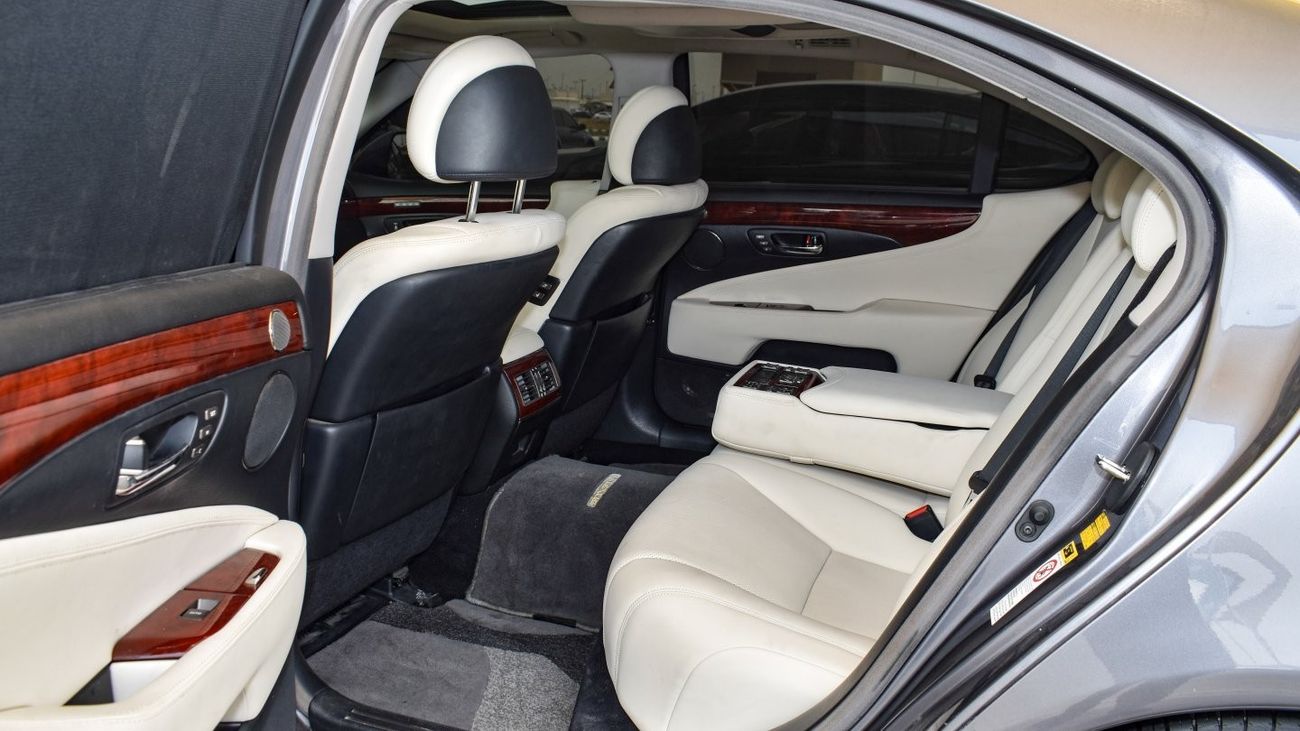 Used Lexus LS460 LS460L 2012 for sale in Sharjah - 761578