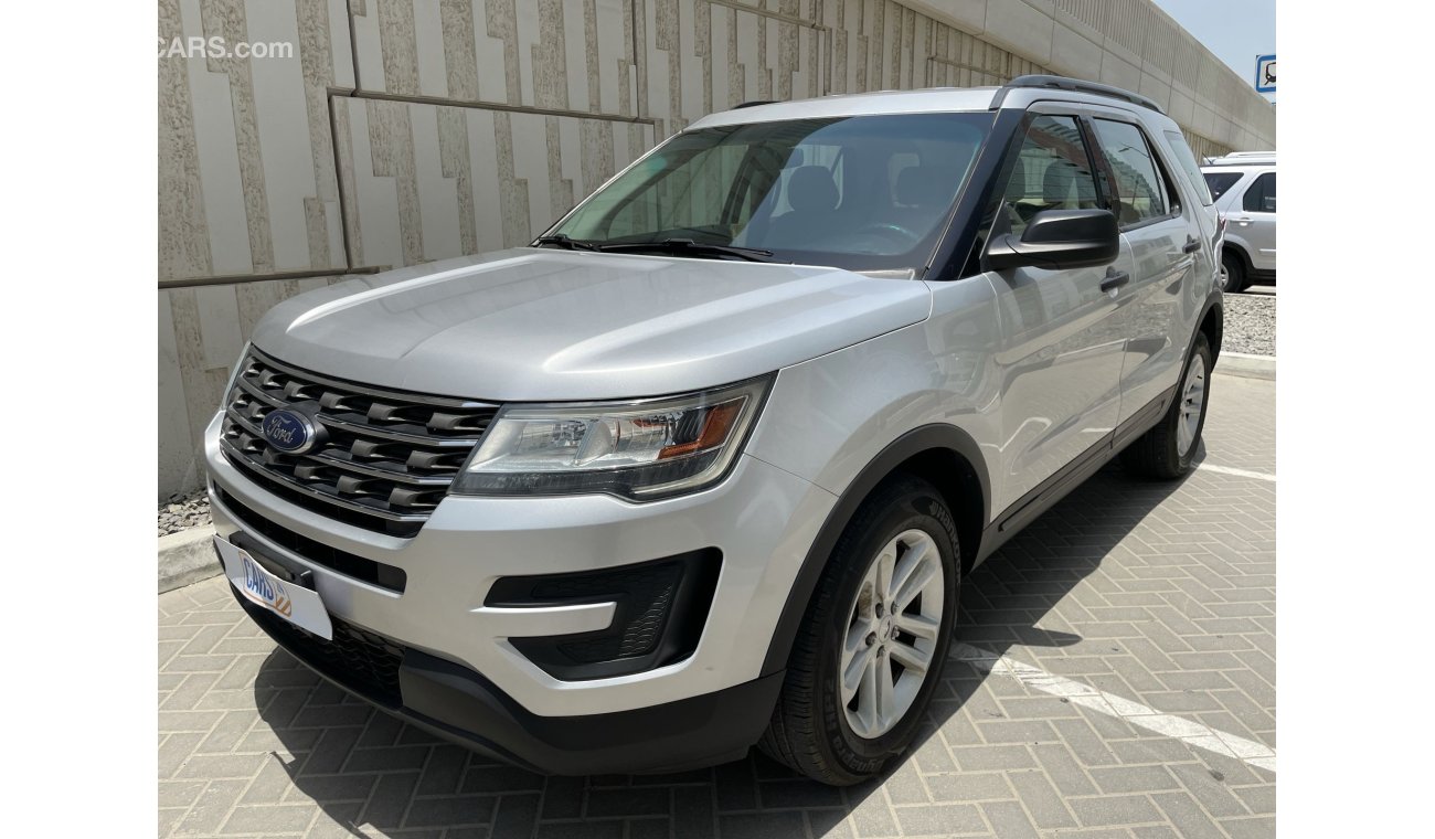 Used Ford Explorer 3500 2017 for sale in Dubai - 460867