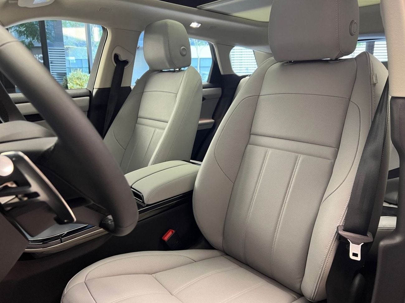 New Land Rover Range Rover Evoque Range Rover Evoque.S-P200.GCC.2024 ...