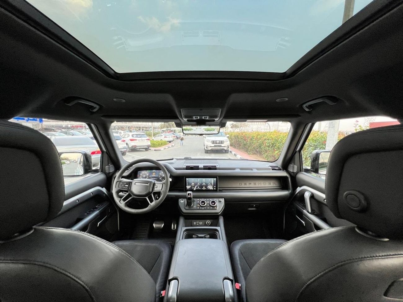 Used Land Rover Defender Edition Gulf 8 cylinder, in agency condition ...