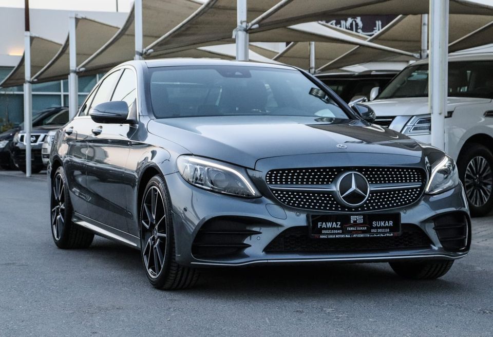 Used Mercedes-Benz C200 C200 2020 for sale in Dubai - 458587