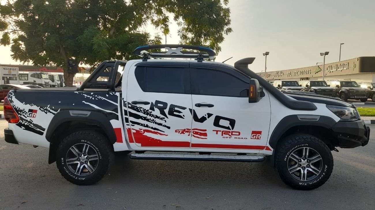 Used Toyota Hilux RHD DIESEL Manual 2021 for sale in Dubai - 853854