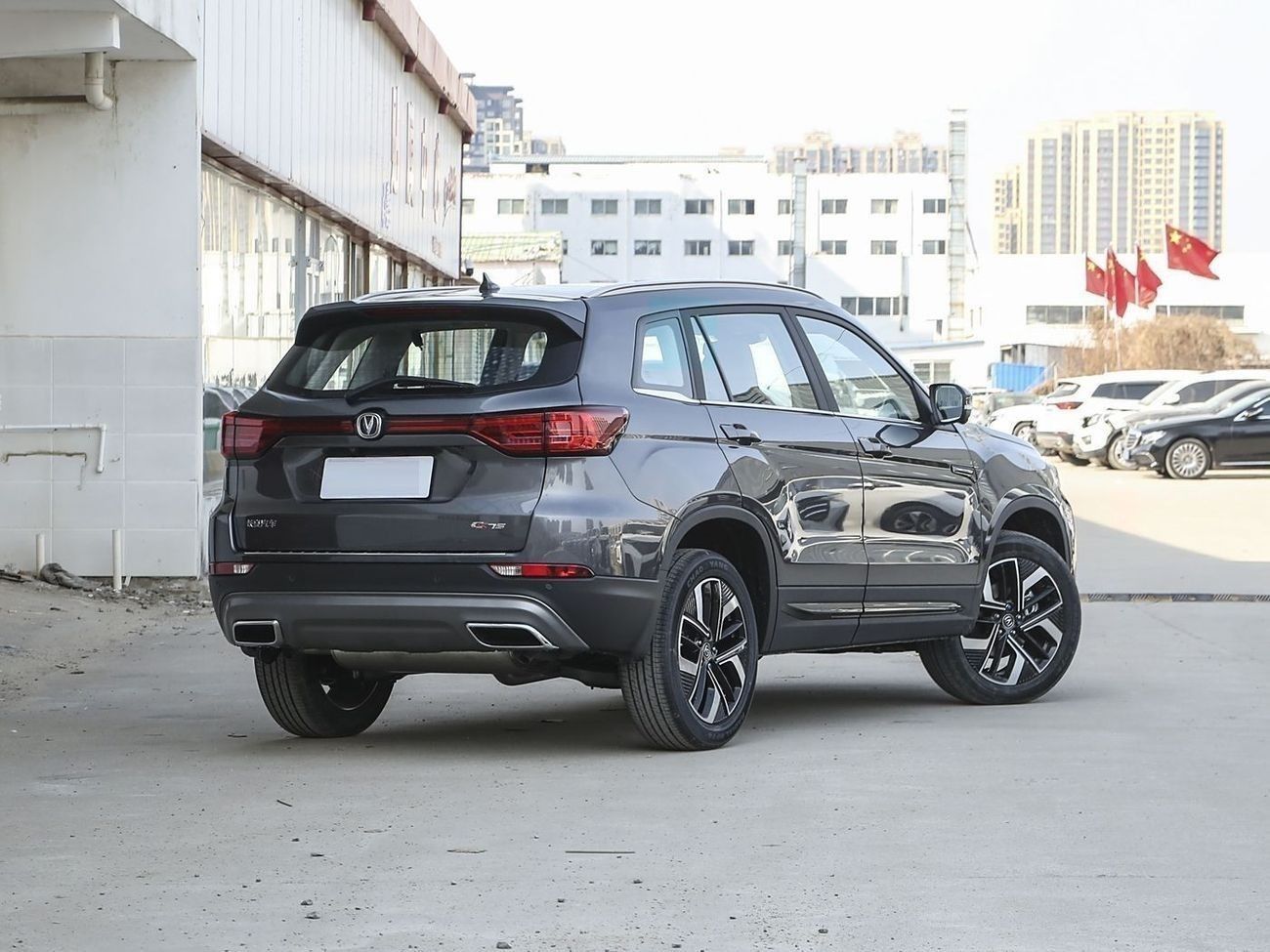 جديدة تشنجان CS75 1.5T DCT Full option Grey 2024 للبيع في دبي - 833710