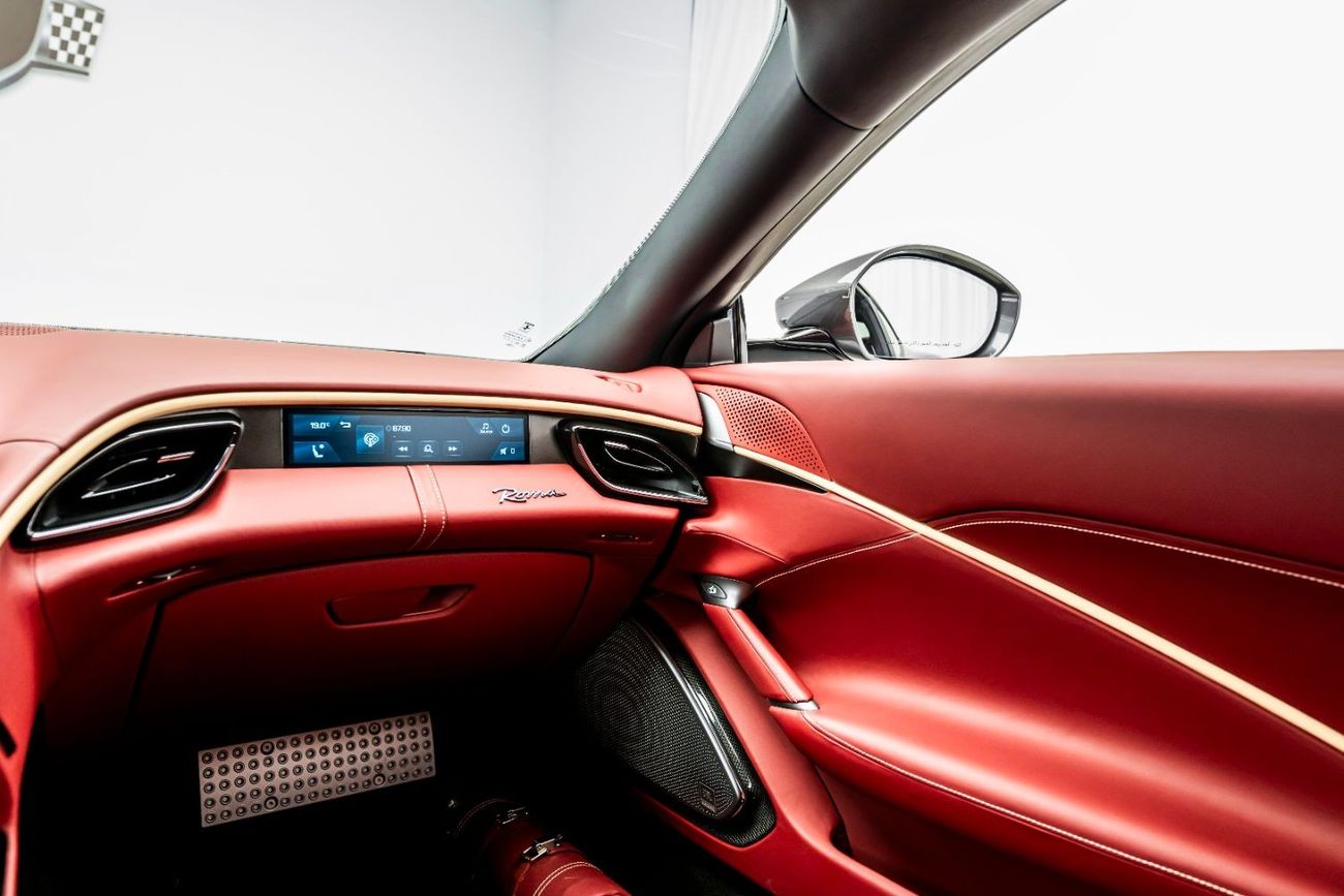 Used Ferrari Roma Std 2021 for sale in Dubai - 744749