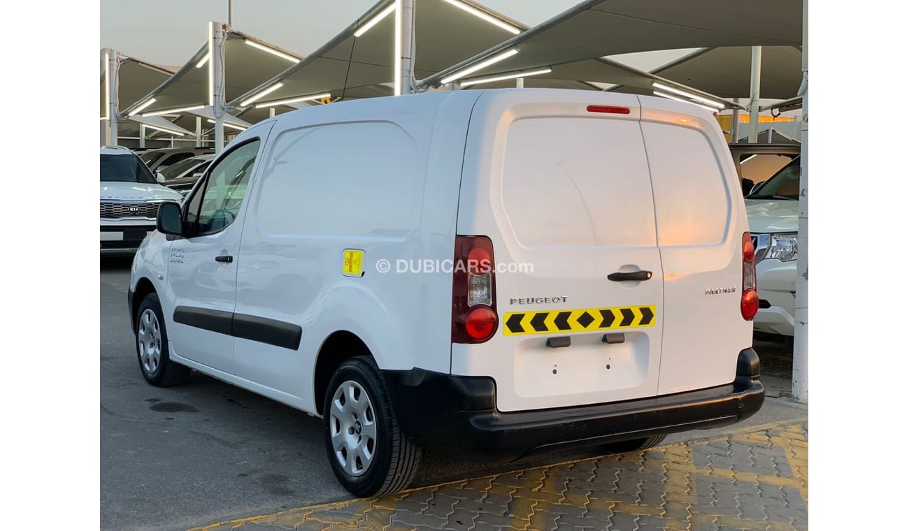 Used Peugeot Partner 2019 Van Ref#88 2019 for sale in Sharjah - 581897