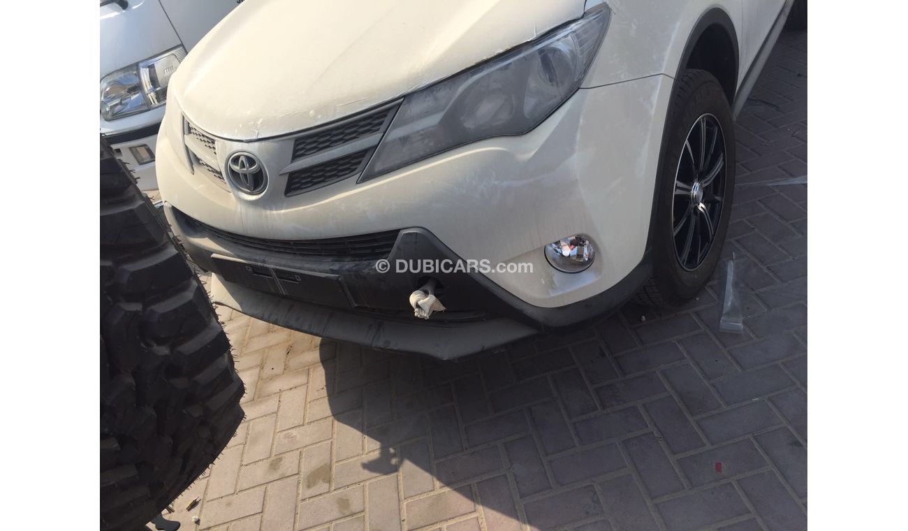 New Toyota RAV4 silver /white colour availble 2015 for sale in Dubai ...