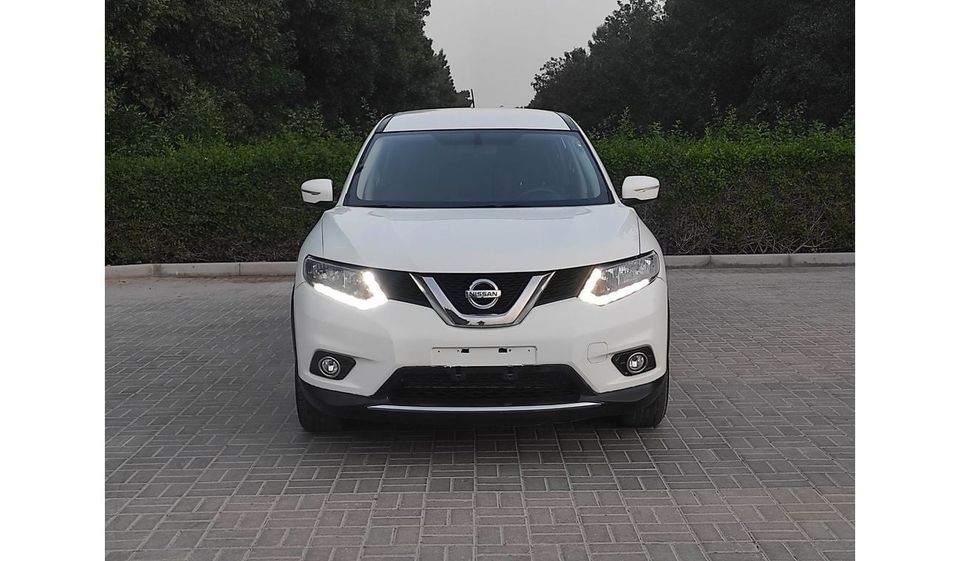 Used Nissan Rogue 2015 V6 full automatic 2015 for sale in Sharjah - 808191