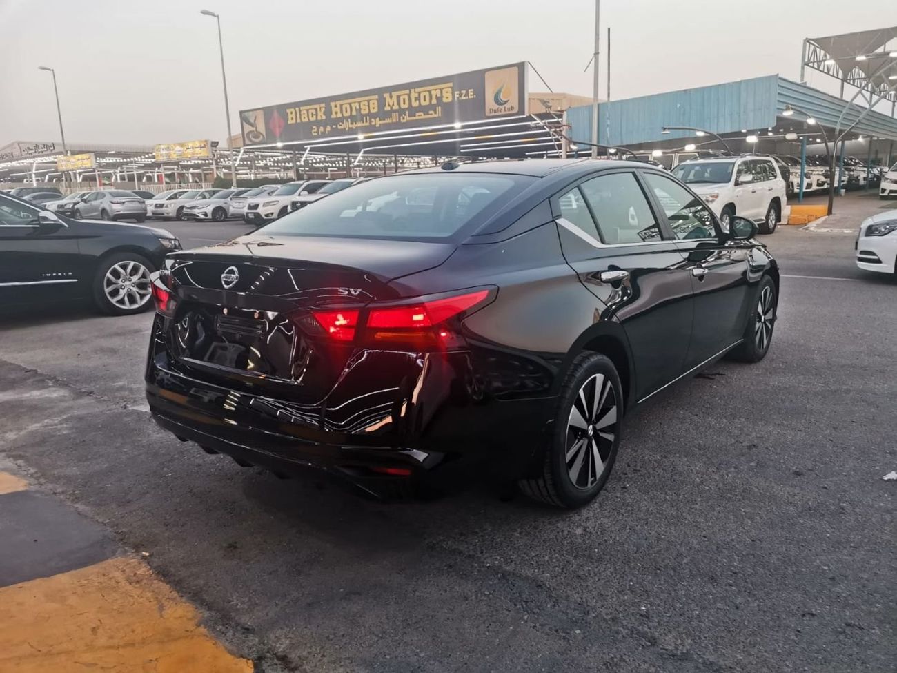 Used Nissan Altima SV 2020 for sale in Dubai - 550239