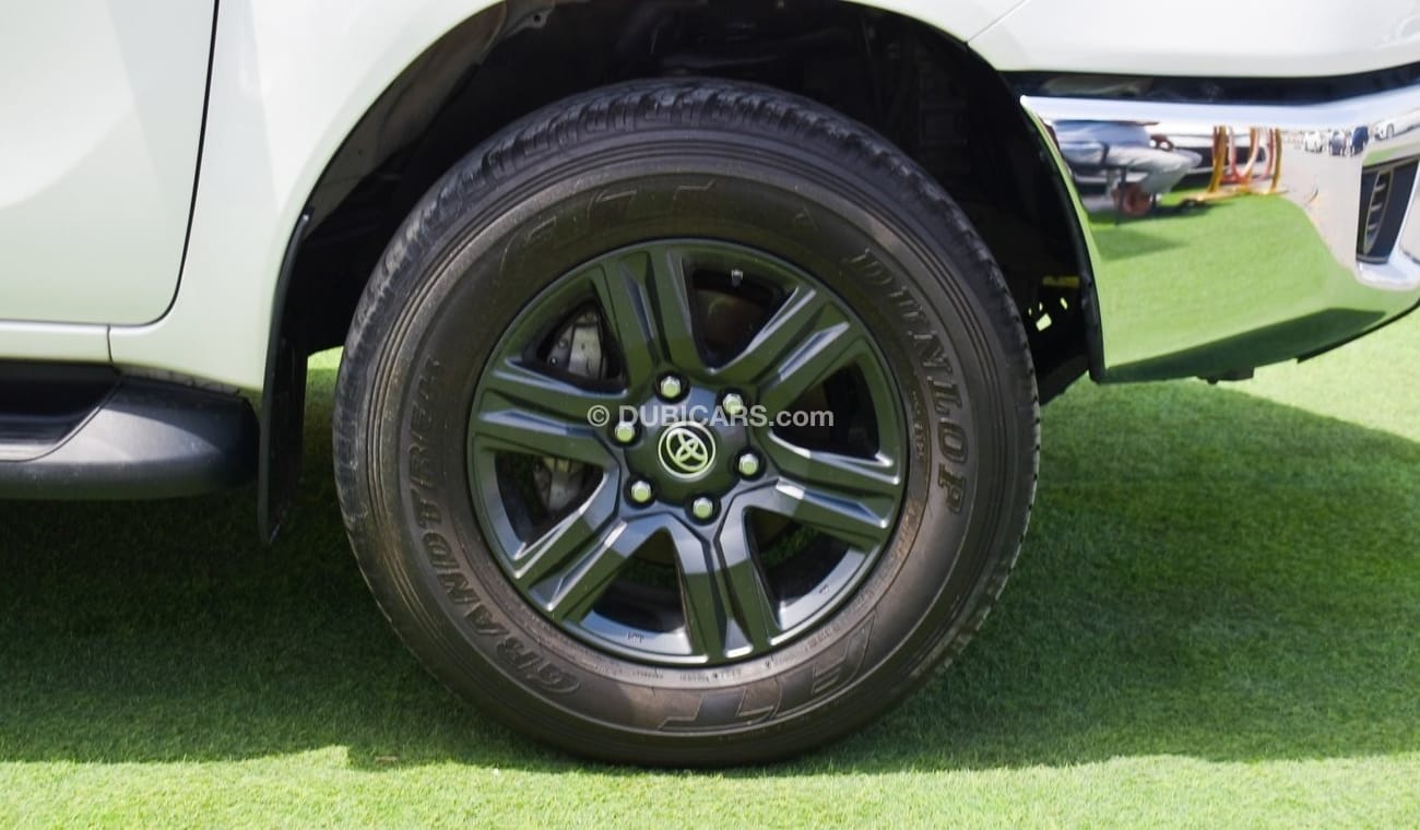 Used Toyota Hilux 2022 for sale in Dubai - 621076