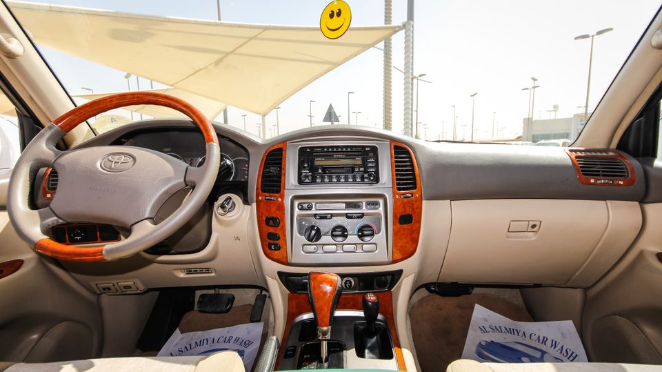 Used Toyota Land Cruiser GXR V6 2007 for sale in Sharjah - 154040