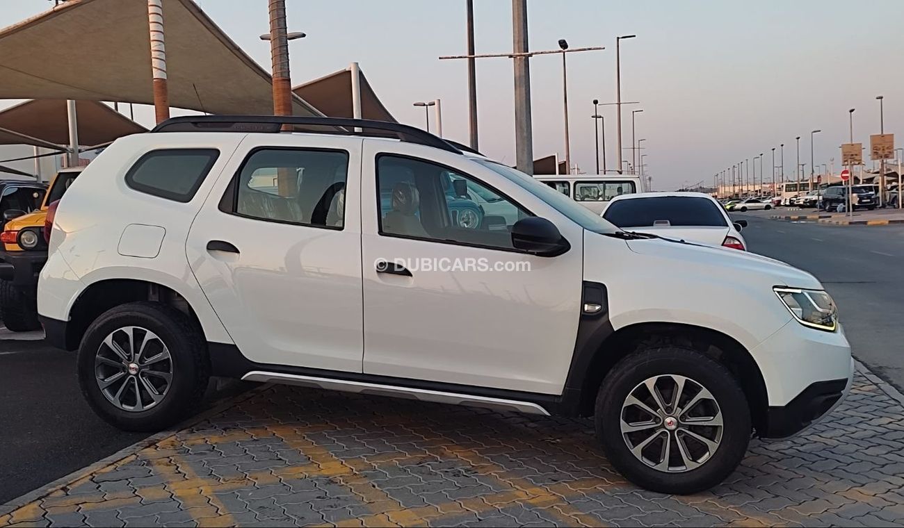 Used Renault Duster SE 2020 for sale in Sharjah - 551917