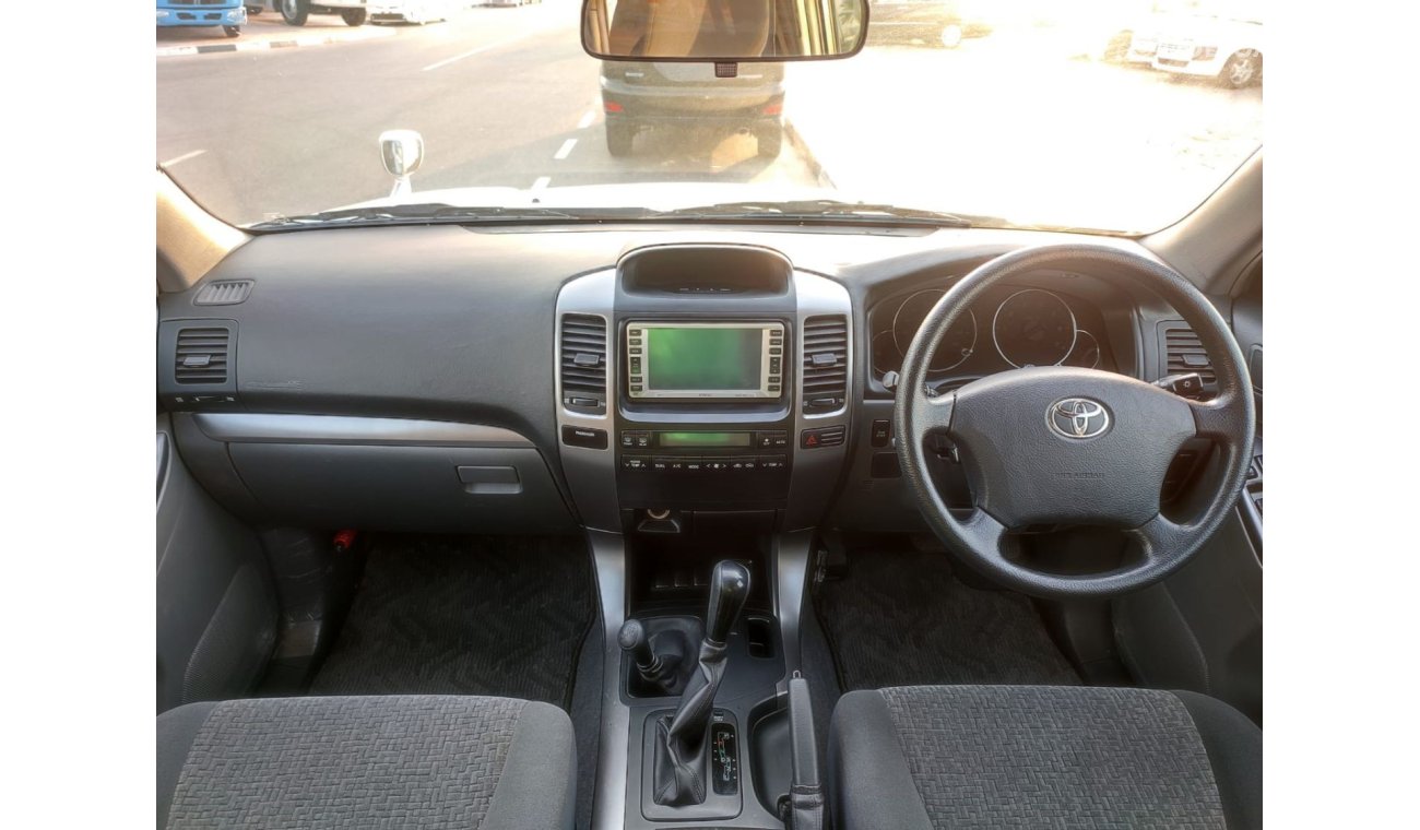 Used Toyota Prado TRJ120-5012697 2005 for sale in Dubai - 567117