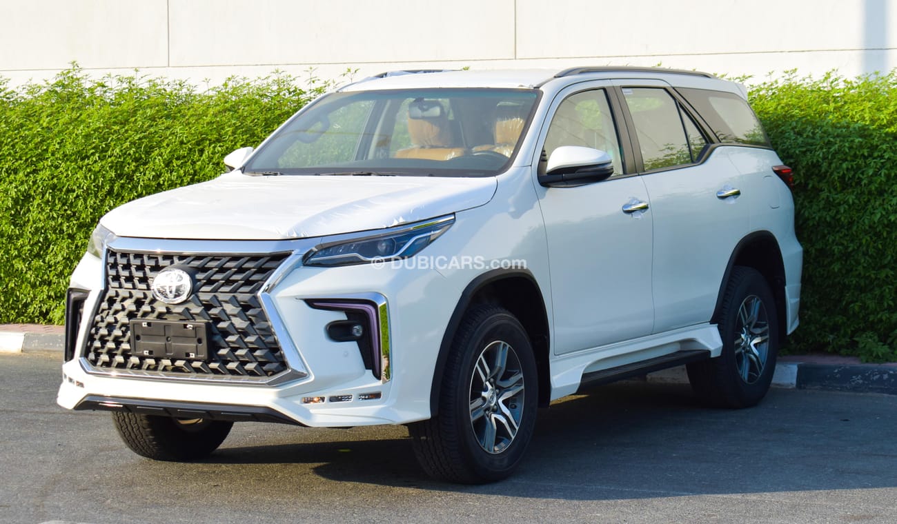 New Toyota Fortuner VXR V6 2022 for sale in Dubai - 555548