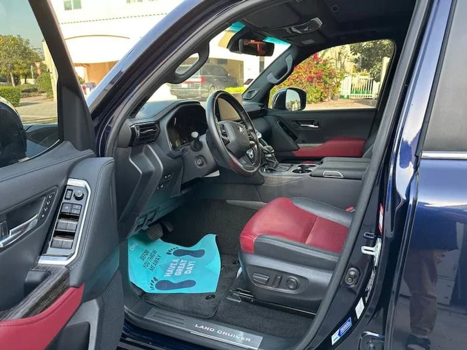 Used Toyota Land Cruiser VXR 3.5L 2023 for sale in Dubai - 819645