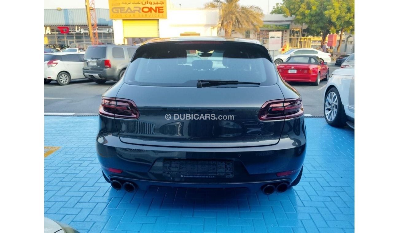 Used Porsche Macan GTS 3.0L (360 HP) 2017 for sale in Dubai - 798440