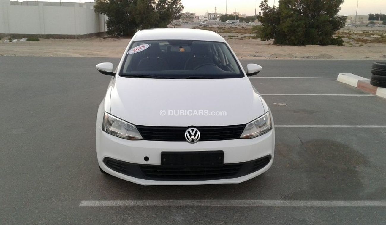 Used Volkswagen Jetta 2015 white 2015 for sale in Dubai - 145176