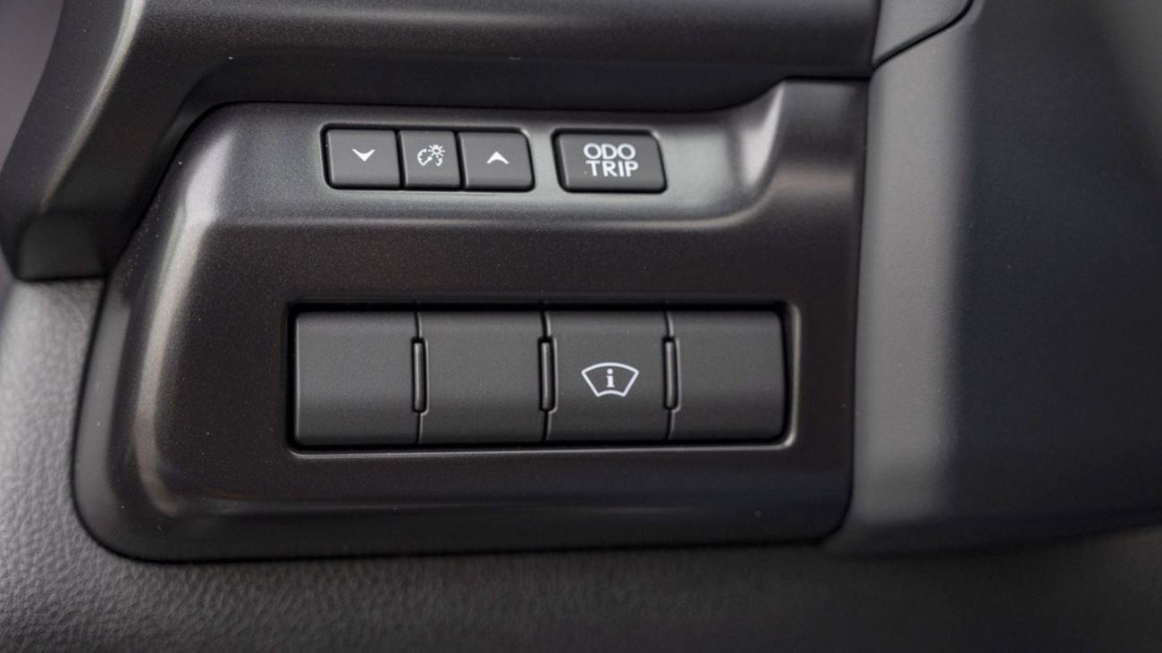 New Lexus UX250h 2.0L HYBRID - WHITE: SUNROOF, HUD, WIRELESS CHARGER ...