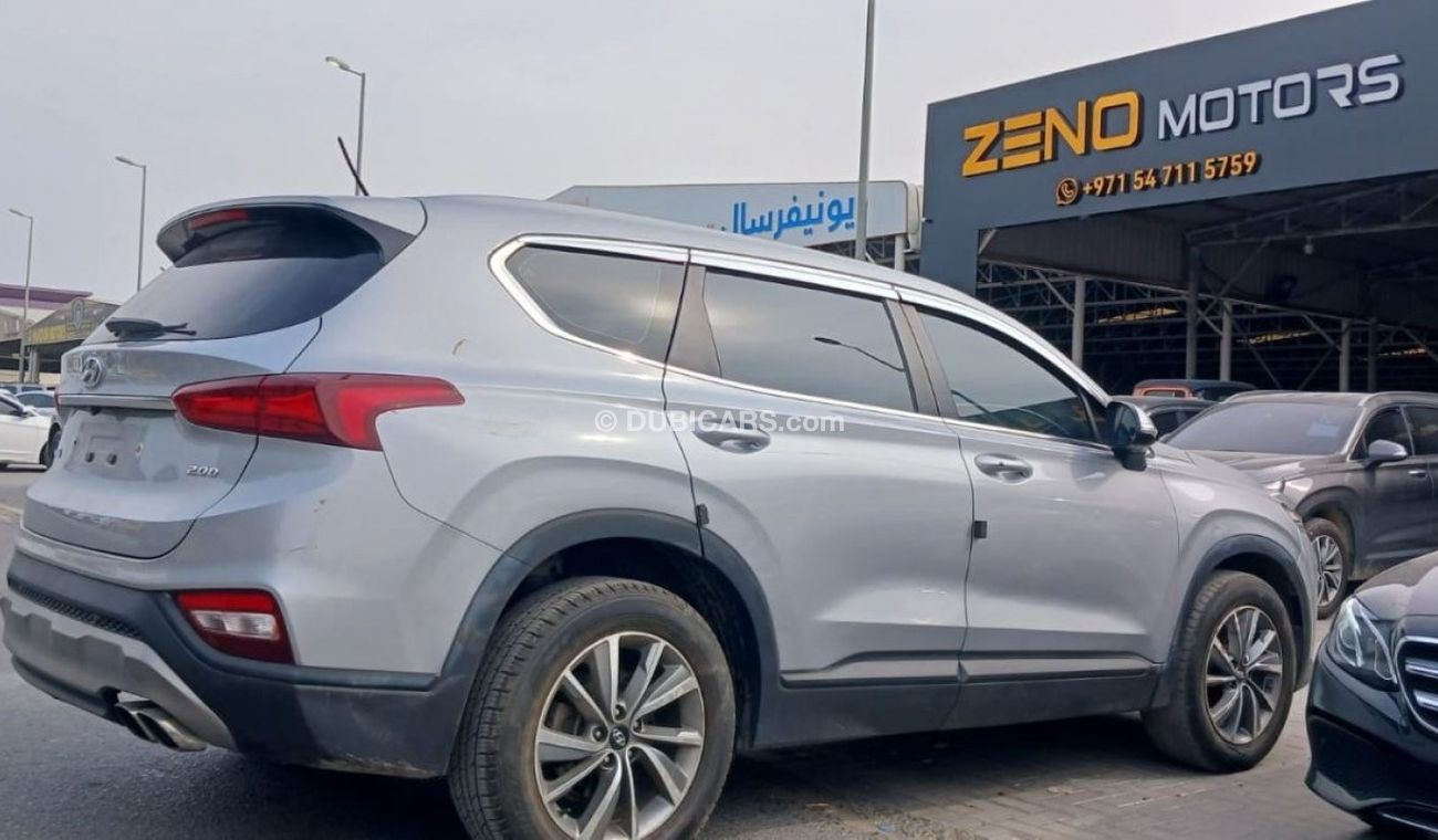 Used GL Hyundai Santa fe 2019 diesel 2019 for sale in Sharjah - 683453
