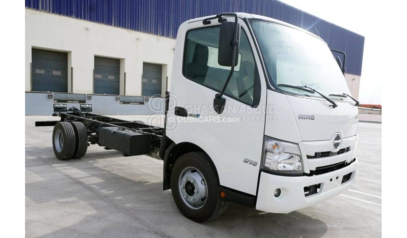 New Hino 300 Hino 514 2.5 TON CHASSIS MY23 2023 for sale in Dubai - 614340