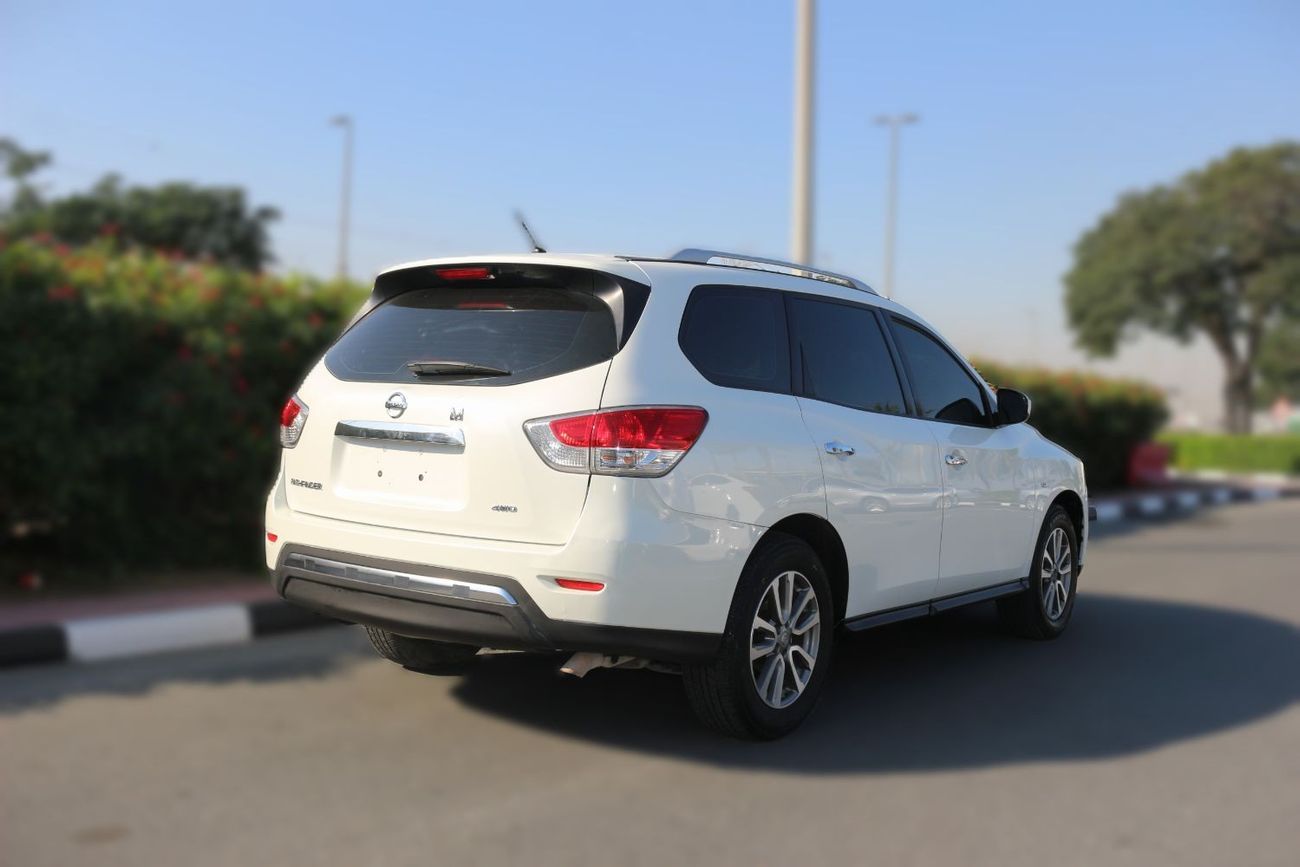 Used SL Nissan pathfinder 2016 (4x4) gulf space full automatic ...