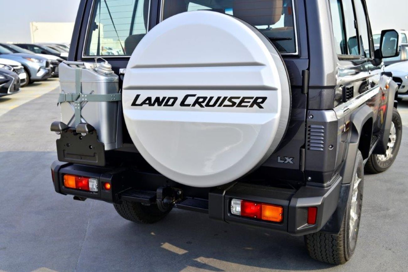 New Toyota Land Cruiser 70 71 LX-Z 2.8L 4WD AUTOMATIC 2024 for sale in Dubai - 729734