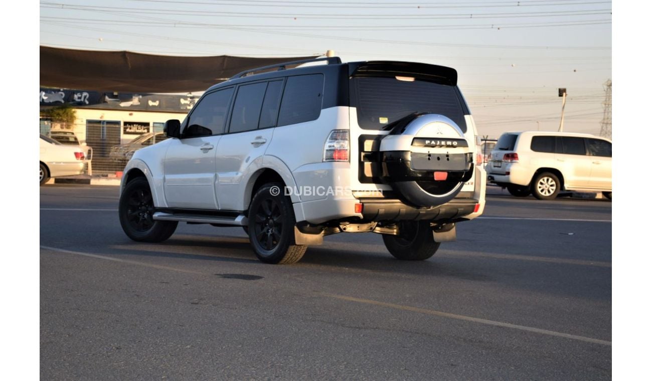 Used Mitsubishi Pajero 2014 for sale in Dubai - 672566
