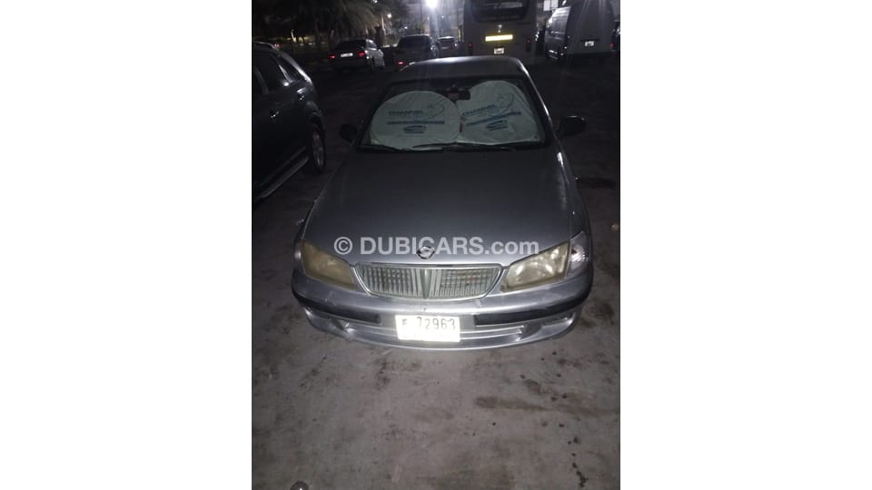 Used Nissan Sunny 2001 for sale in Sharjah - 667230