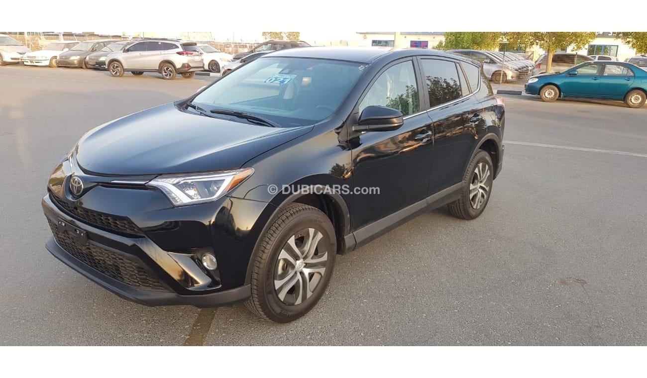 Used Toyota RAV 4 2018 for sale in Dubai - 260389