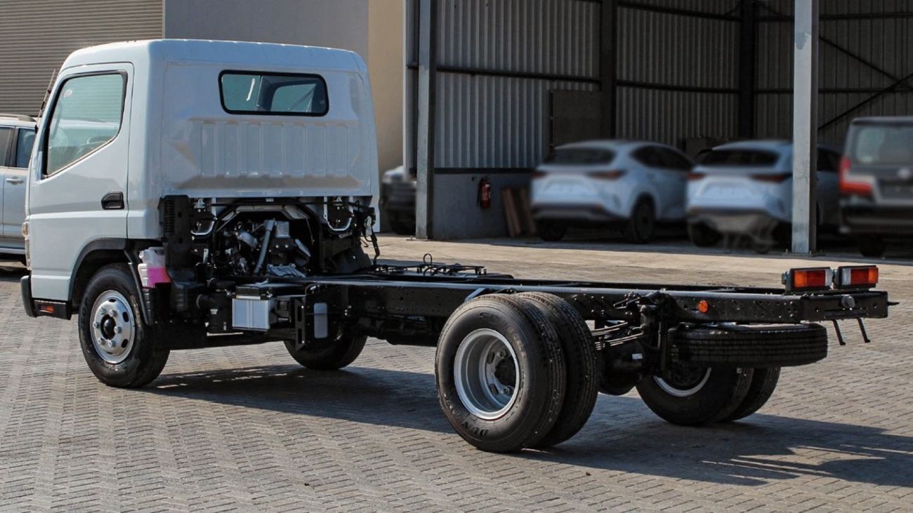 New Mitsubishi Fuso Canter CANTER 4.2L 2024 2024 for sale in Dubai - 759008