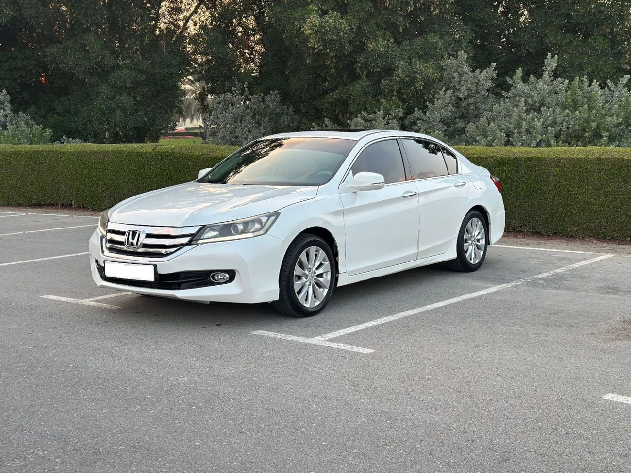 Used Honda Accord LXI 2.4L 2015 for sale in Sharjah - 817866