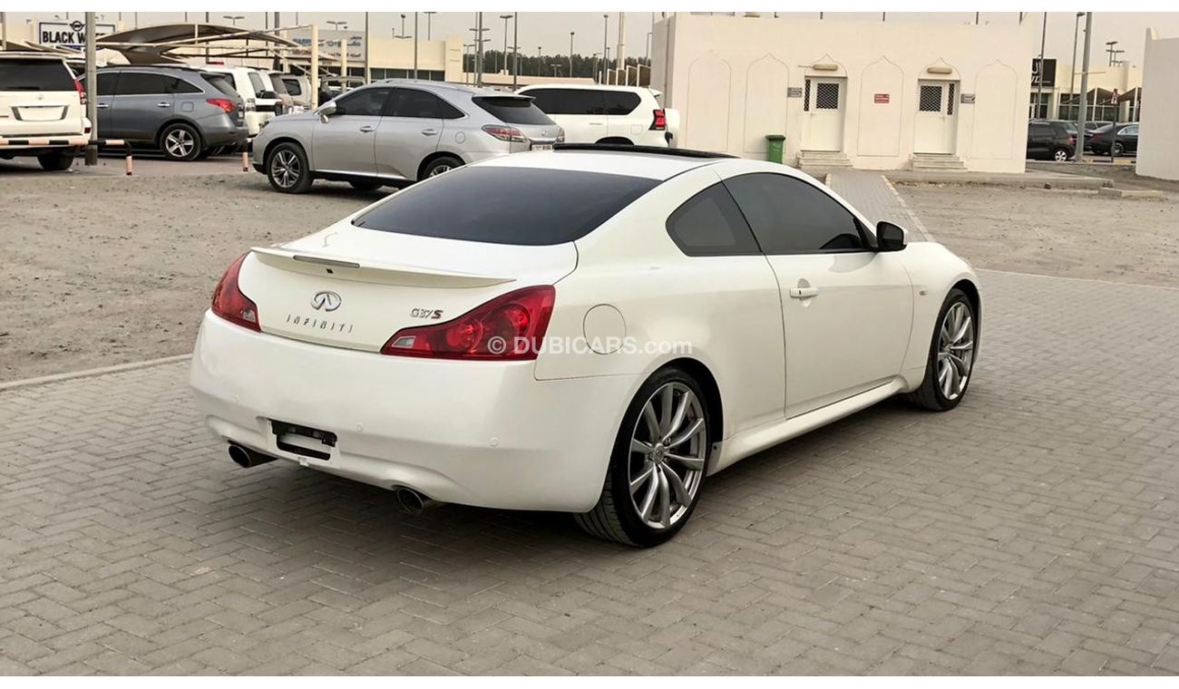 Used Infiniti G37 Infinity G37S 2009 for sale in Dubai - 406266