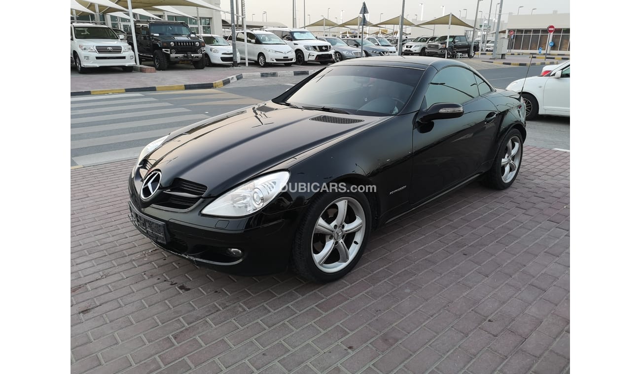Used Mercedes-Benz SLK 280 2007 for sale in Dubai - 241886