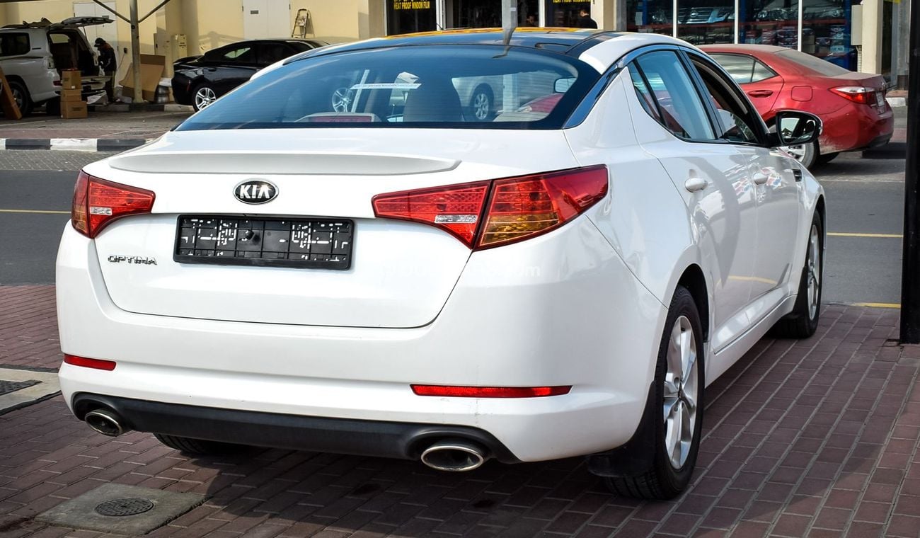 Used Kia Optima 2013 for sale in Dubai - 300987