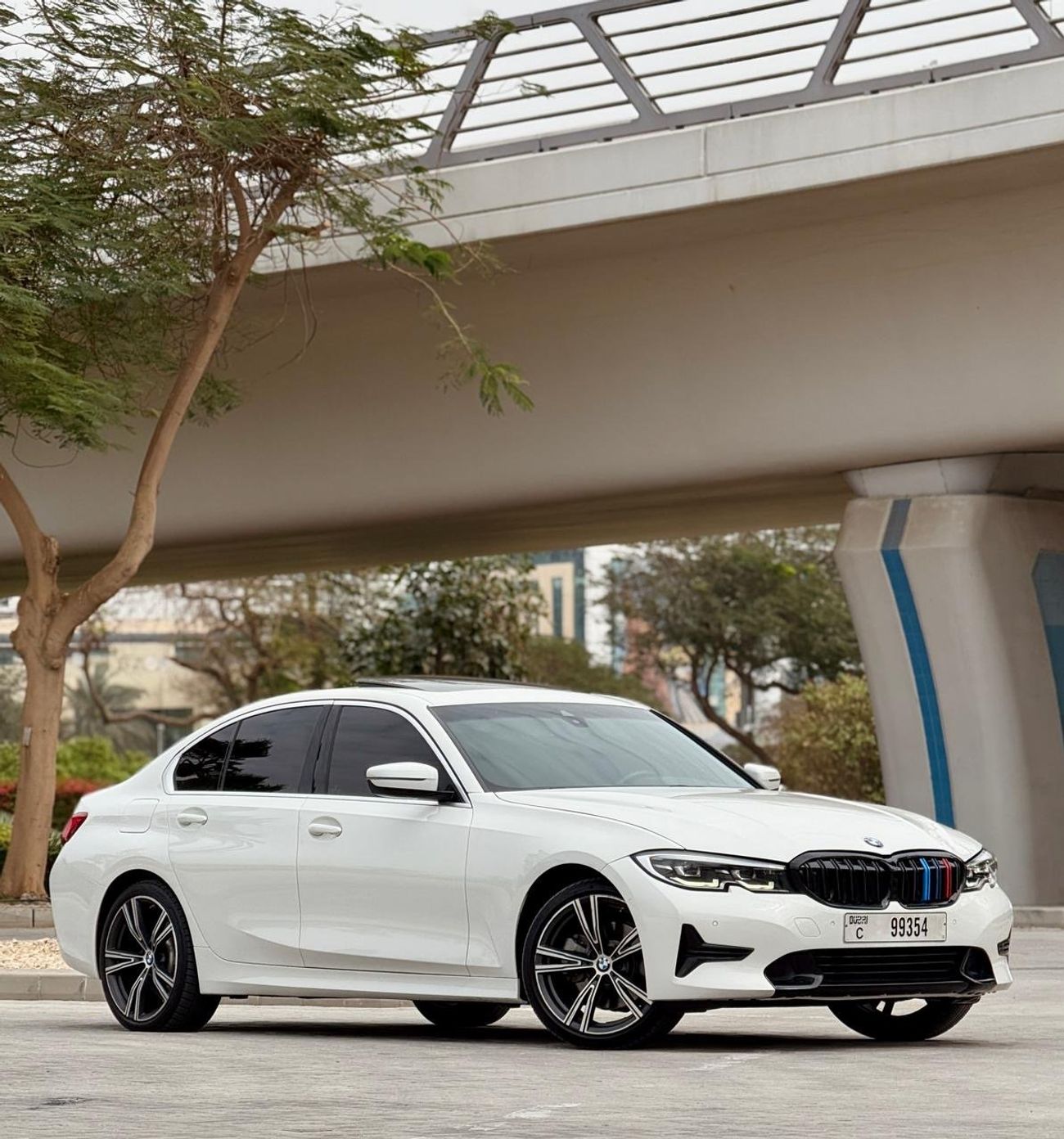 Used BMW 330i Exclusive 2.0L (258 HP) 2020 for sale in Dubai - 857048